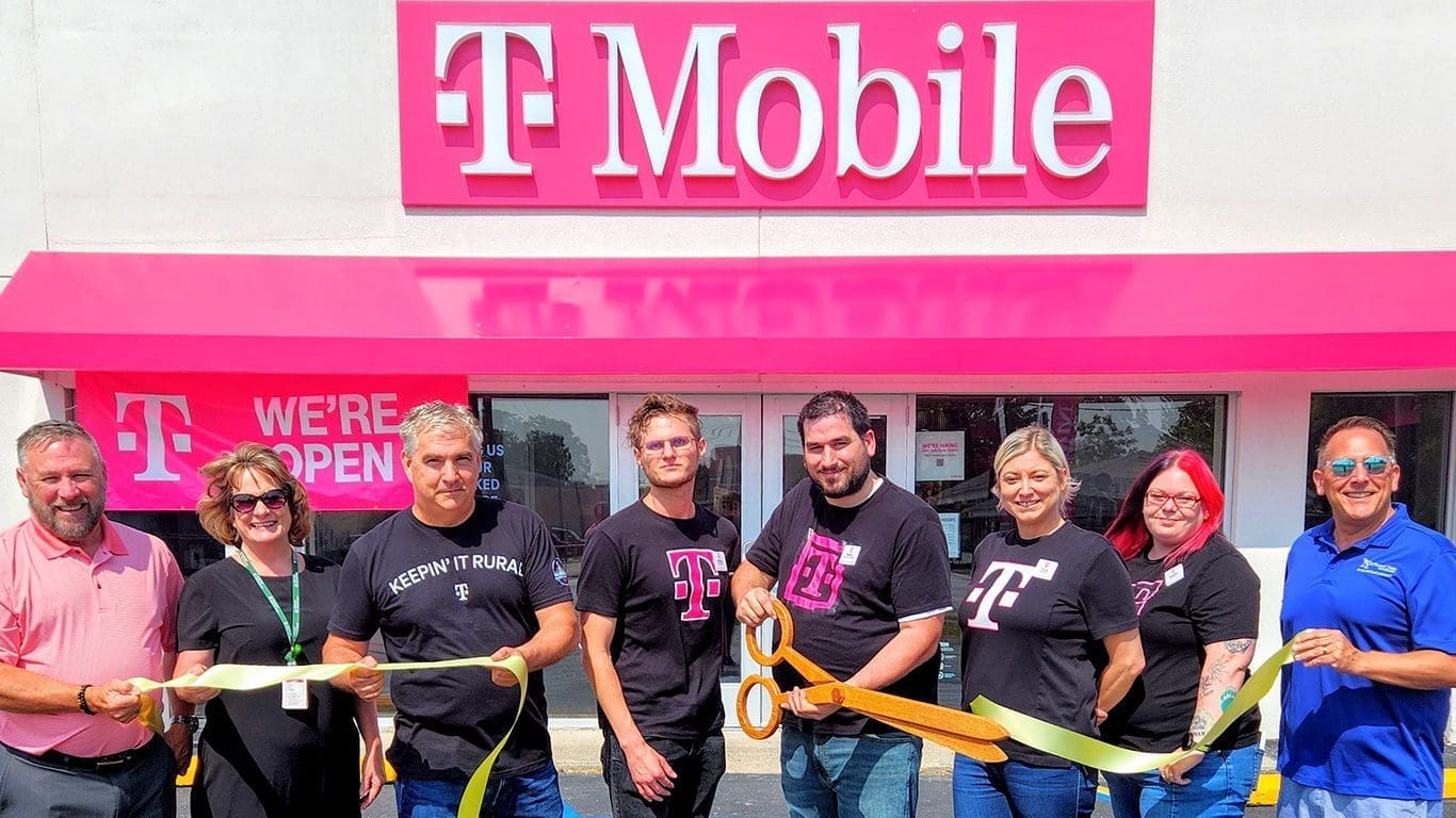 T-Mobile Opens Location On South Main St. In Bryan - The Village Reporter