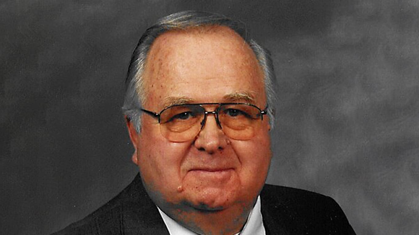 Anthony “Tony” Sanders (1940 – 2023) - The Village Reporter