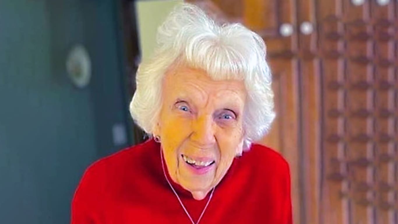 Iva “Jean” Young (1926 – 2024) - The Village Reporter