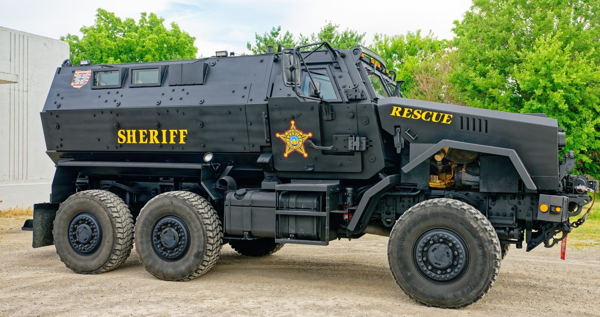 Fulton County Sheriff’s Office Obtains MRAP Vehicle - The Village Reporter