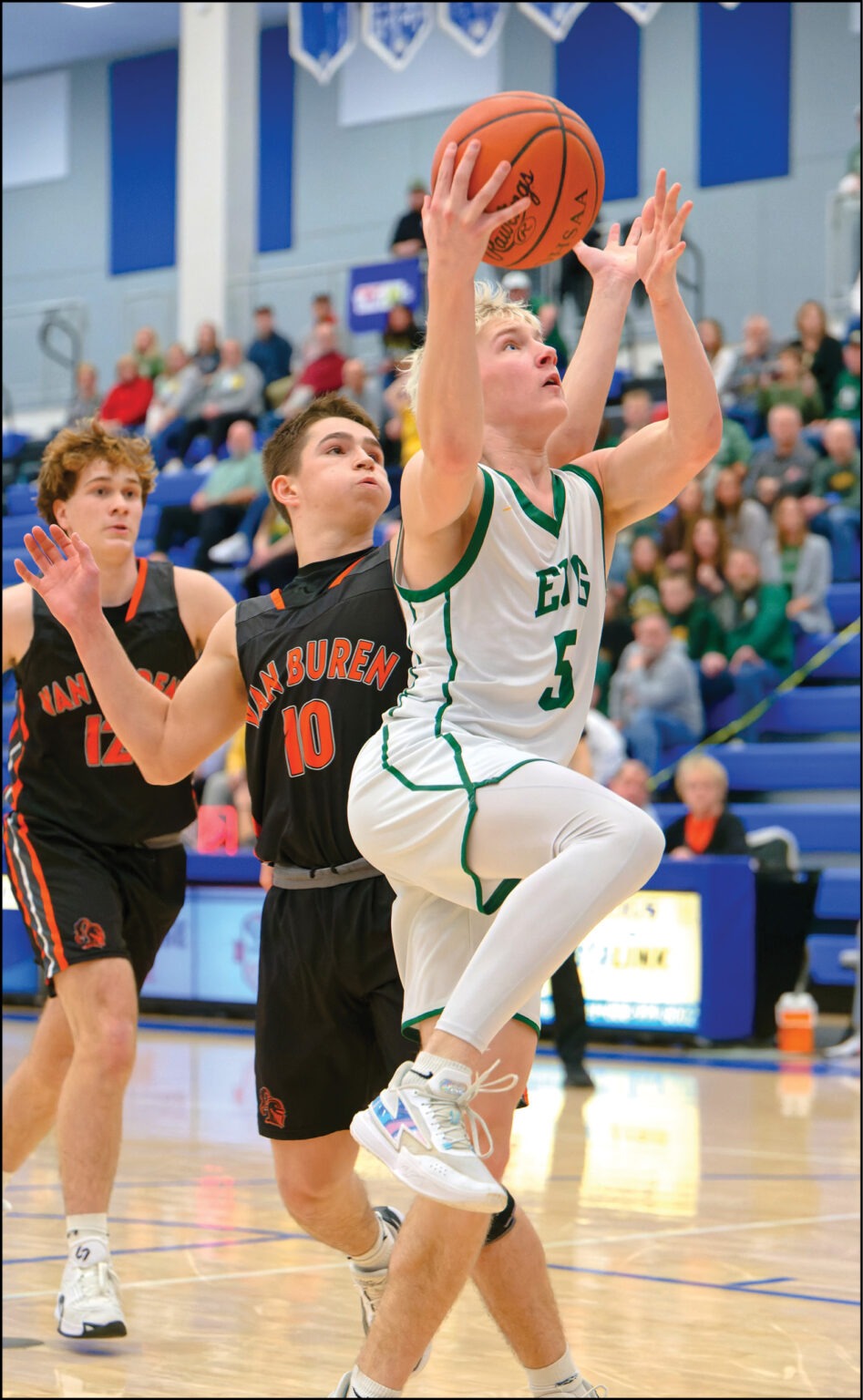 BOYS BASKETBALL DIVISION VI DISTRICT SEMIFINAL: Evergreen Knocks Off ...