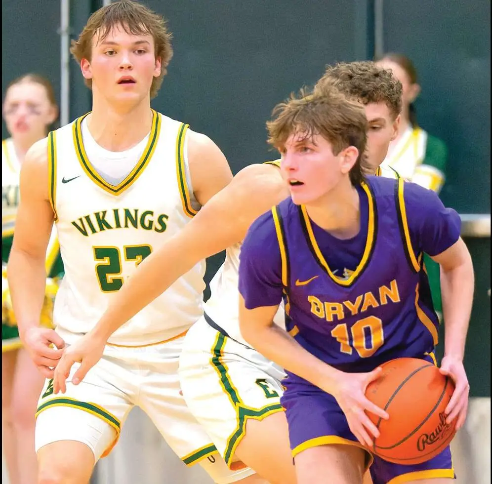 NWOAL BOYS BASKETBALL: Bryan Capitalizes On Evergreen’s Shooting Woes ...
